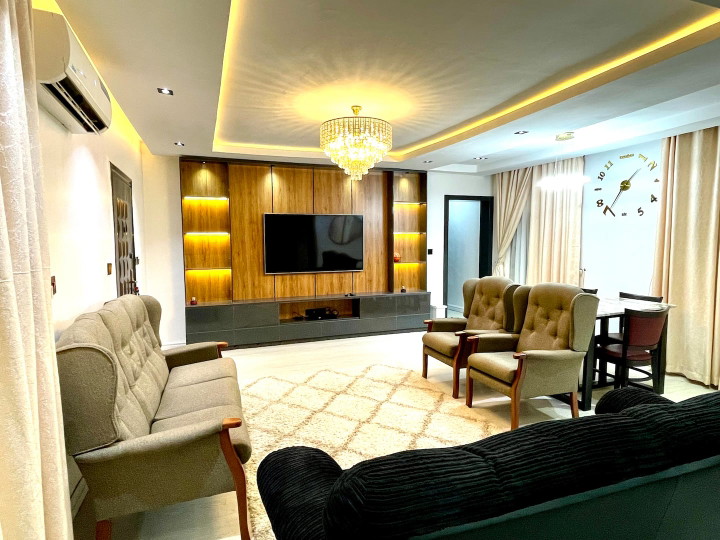Modern 3 Bed Near Eko Hotel Vi - Lagos