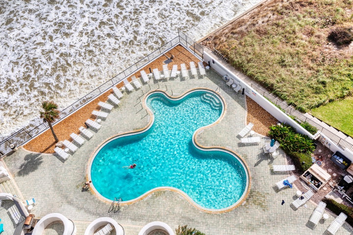 Oceanfront Condo, Pool, Hot Tub & Balconies Galore - Ponce Inlet, FL