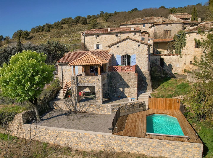 Maison En Pierre Avec Piscine Et Vue Panoramique - Vallon-Pont-d'Arc