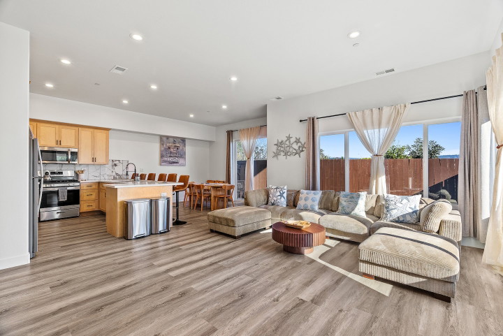 Family Friendly Condo Btwn Santacruz & Monterey! - Watsonville, CA