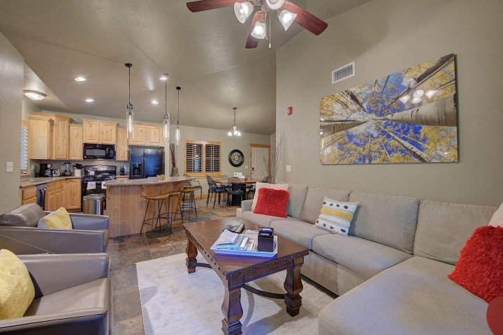 Bear Hollow Top-floor 3br | Mountain Views - Snowbird, UT