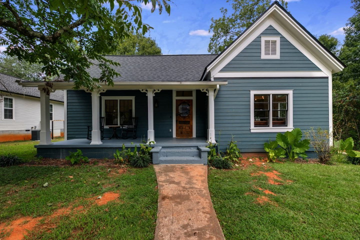 Ella 1862 - Charming Home In Historic Downtown - Carrollton, GA