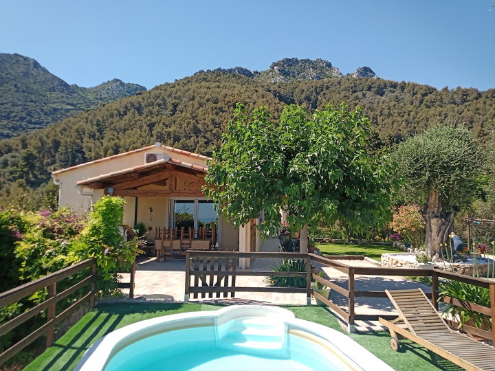 Villa Ohne Vis-à-vie, Meerblick, Eigener Pool Und Fitnessraum - Menton