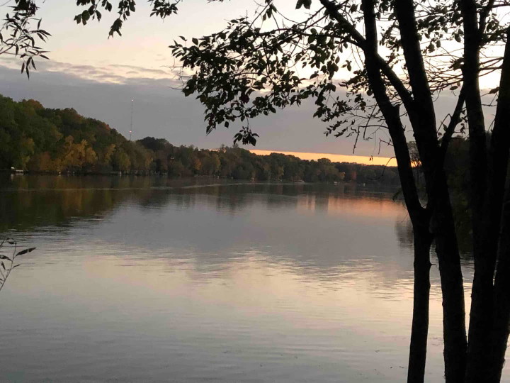 Riverfront Log Cabin In The Heart Of The Valley - Appleton, WI