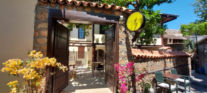 Double Or Twin Room With Breakfast And Free Wifi - Antalya