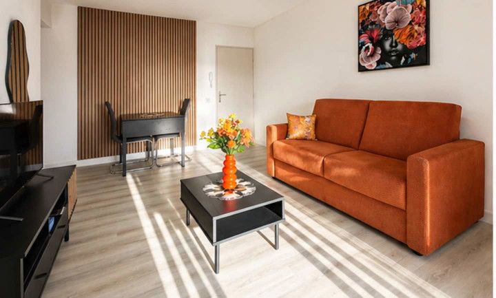 Cocon Chaleureux Avec Terrasse Et Parking à Sanary - Ollioules