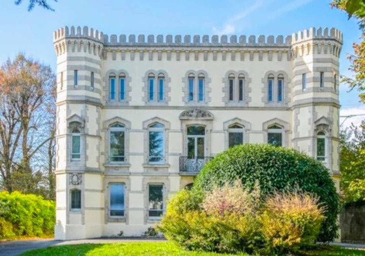 Au Château Daltheis - Dole