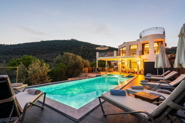 Holiday House With Private Pool - Kalkan