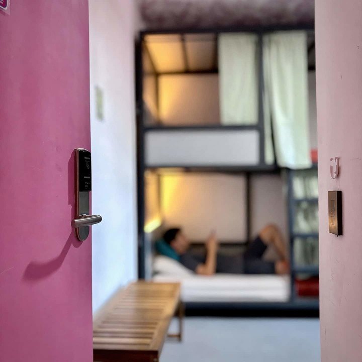 Mixed Dormitory · 6 Beds · Privacy Curtain - Guadalajara, Mexico