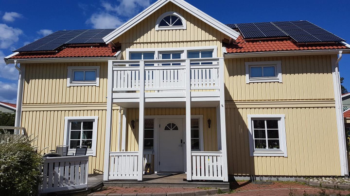 Solar Panel Home Close To Lake & Nature Reserve - Umeå