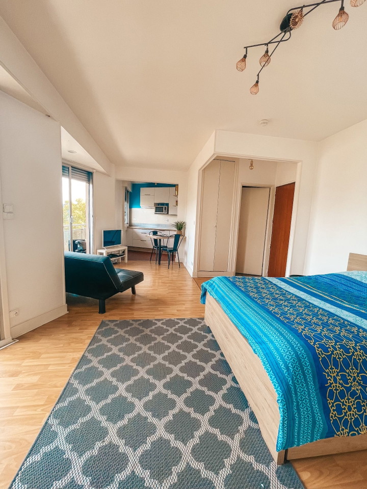 Studio Lumineux Avec Vue Imprenable Et Parking - Brive-la-Gaillarde