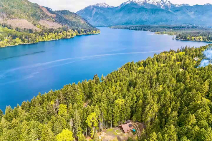 Cozy Cabin W/ev Charger On 10 Acres! Hot Tub&sauna - Hoodsport, WA