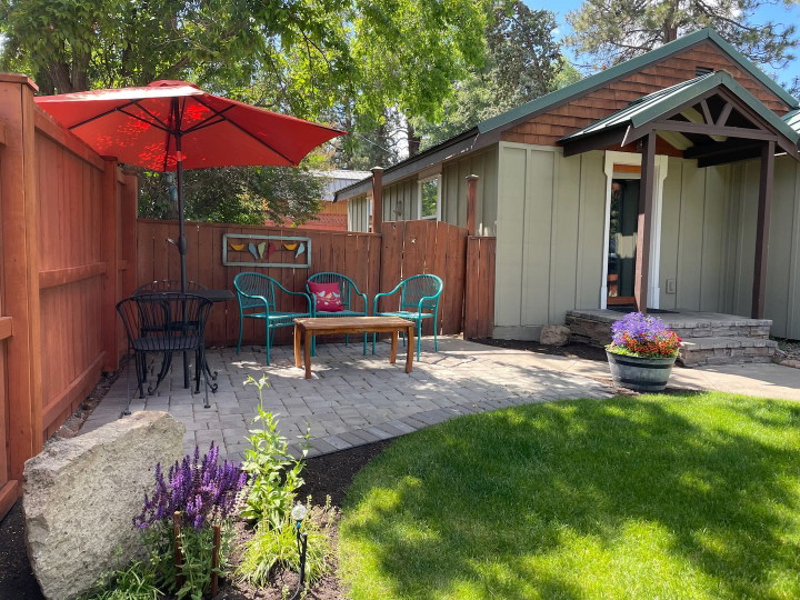 Guest Favorite! Prime West Side Location, Hot Tub - Bend, OR