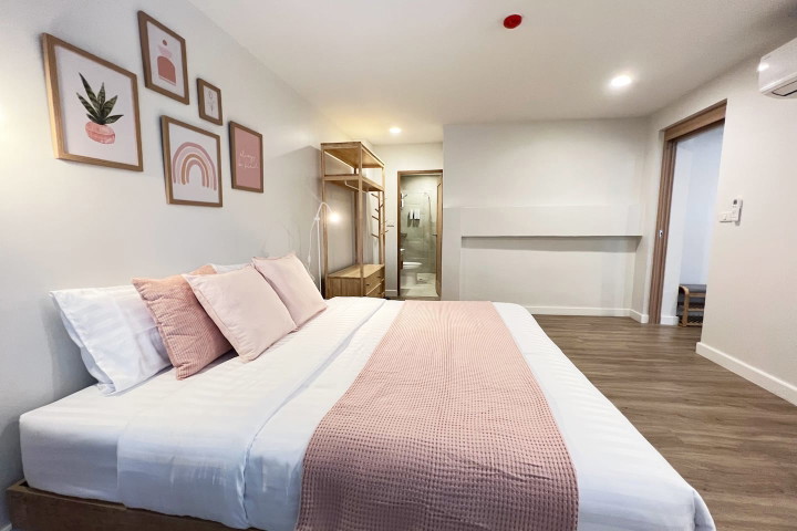 Suite Blush Chic Et Paisible Avec Balcon Privé - Chiang Mai
