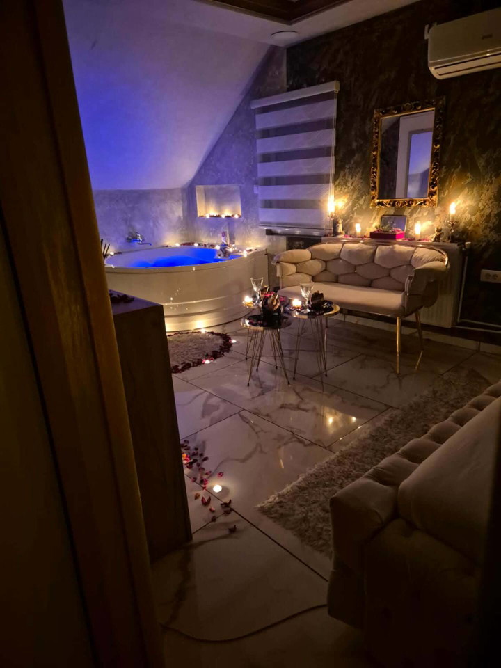 Jacuzzi Rooms Andjela - Subotica