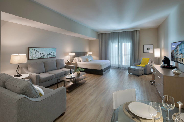 Art House Hotel And Suites - Santa Rosa, CA