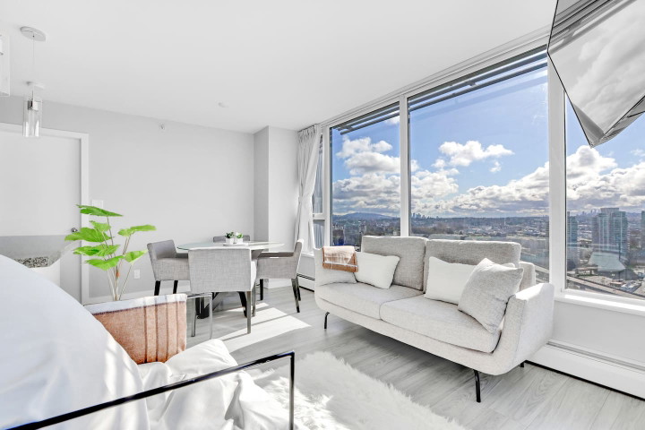 Refreshing And New Downtown 2br Condo - Vancouver - Vancouver