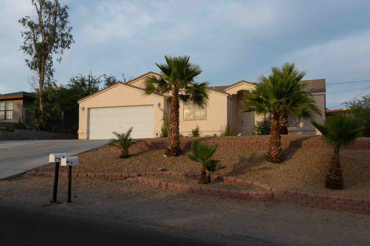 Beautiful Colorado River Home - Bullhead City, AZ