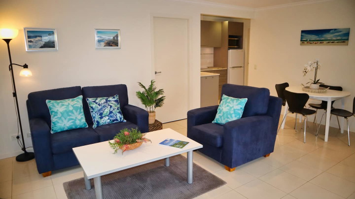 Blue Vogue 3 Bedrooms, Sleeps 8, Walk To Cafes And Beach - Forster