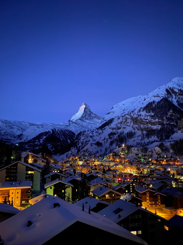 Charmant Appartement Avec Vue Sur Le Cervin - Zermatt