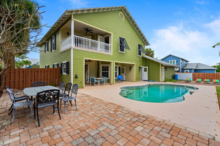 Melbourne Beach House With Pool, Beach & Bicycles - Melbourne Beach, FL