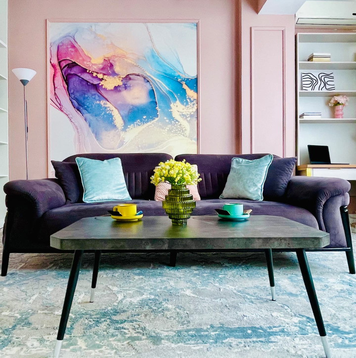 Designer 85m² Flat In Central Almaty - Kazakhstan
