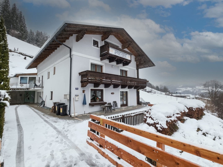 Appartement Spacieux Avec Balcon - Zell am See