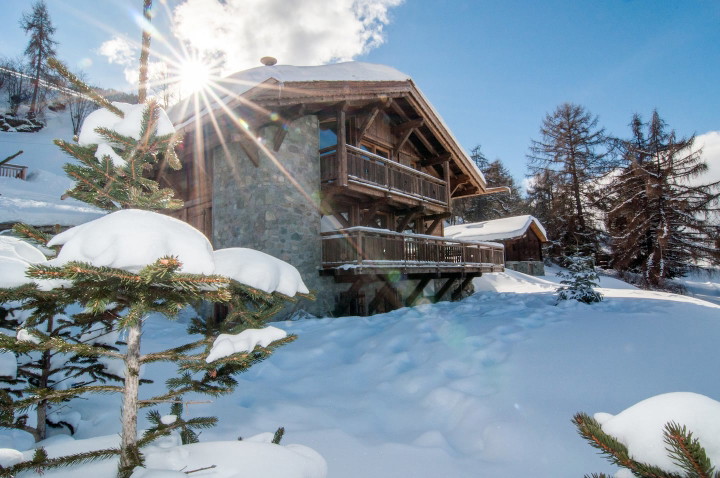 Chalet Sorbier With Jacuzzi And Sauna - Canton of Valais