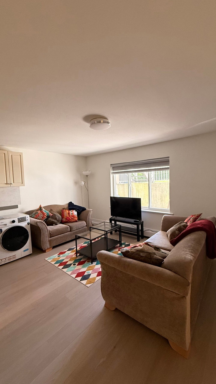 Lucky Guest Suite In Surrey - Surrey