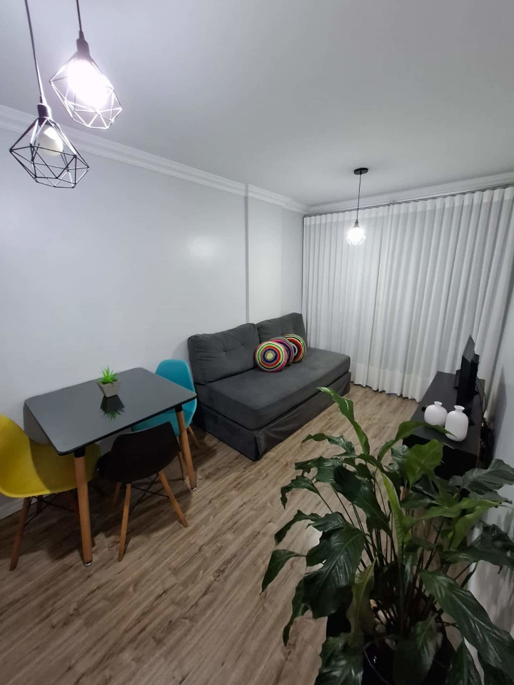 Ap Central, Com Estacionamento Incluso Na Diária! - Curitiba