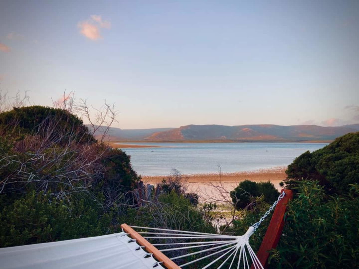 Bungalow Flamingo - Lagoon Front + Outside Shower - Kleinmond