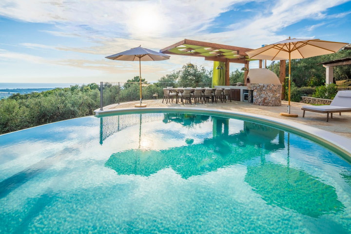 Villa Palatina With Swimming Pool And Whirlpool - Camaiore