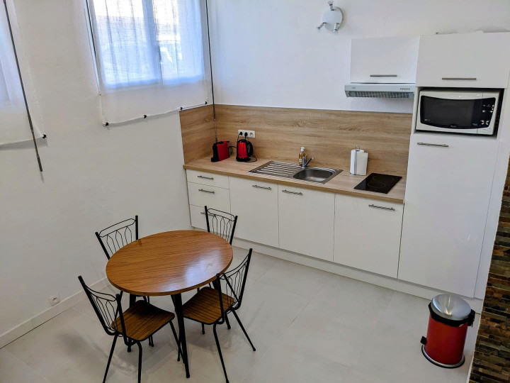 Bel Appartement Rénové, Situation Centrale - Juan les Pins