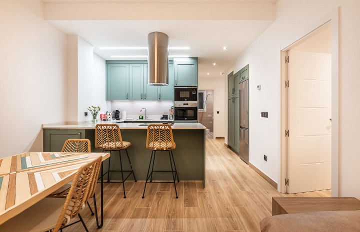 Luxe Urban Retreat · Private Patio · Aerothermic - Madrid