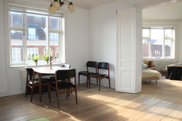 Bright And Spacious Apartment - Copenhagen
