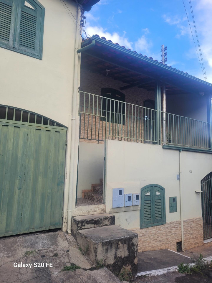 Kitnet Localizado No Largo Don João. - Diamantina