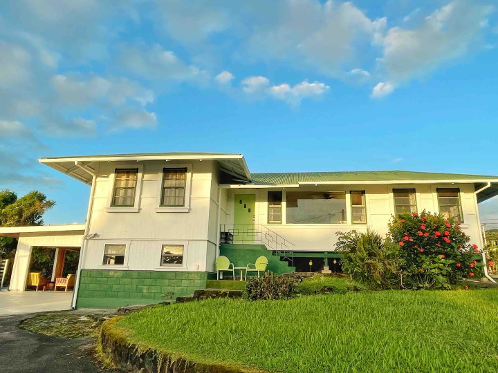 The Pineapple Retreat - Hilo, HI