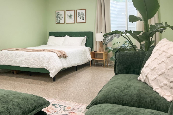 Fenced Yard Tv's In Bedrooms Kitchenette - Twin Falls, ID