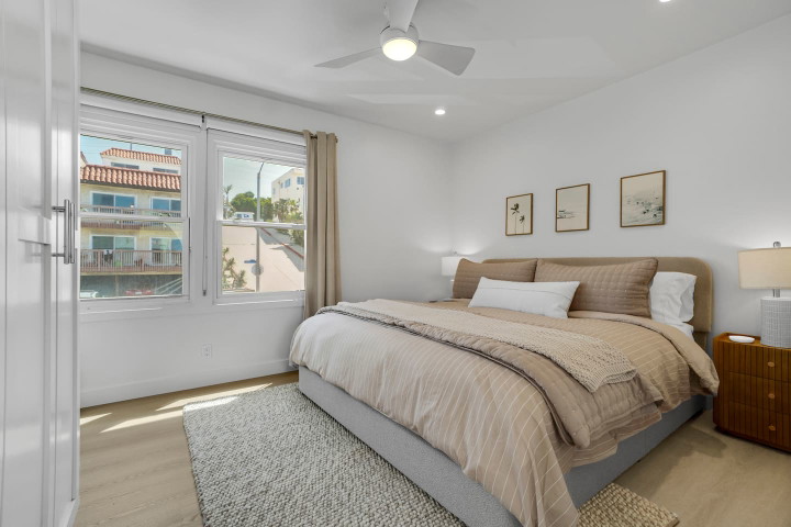 Cozy Coastal Retreat W/ King Bed & Full Kitchen - Manhattan Beach, CA
