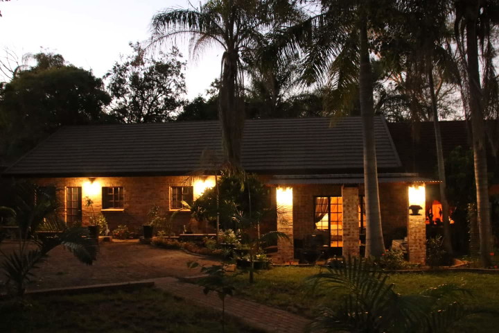 Isimuku Cottage 1 A Close To Kruger Hide-out - Malelane