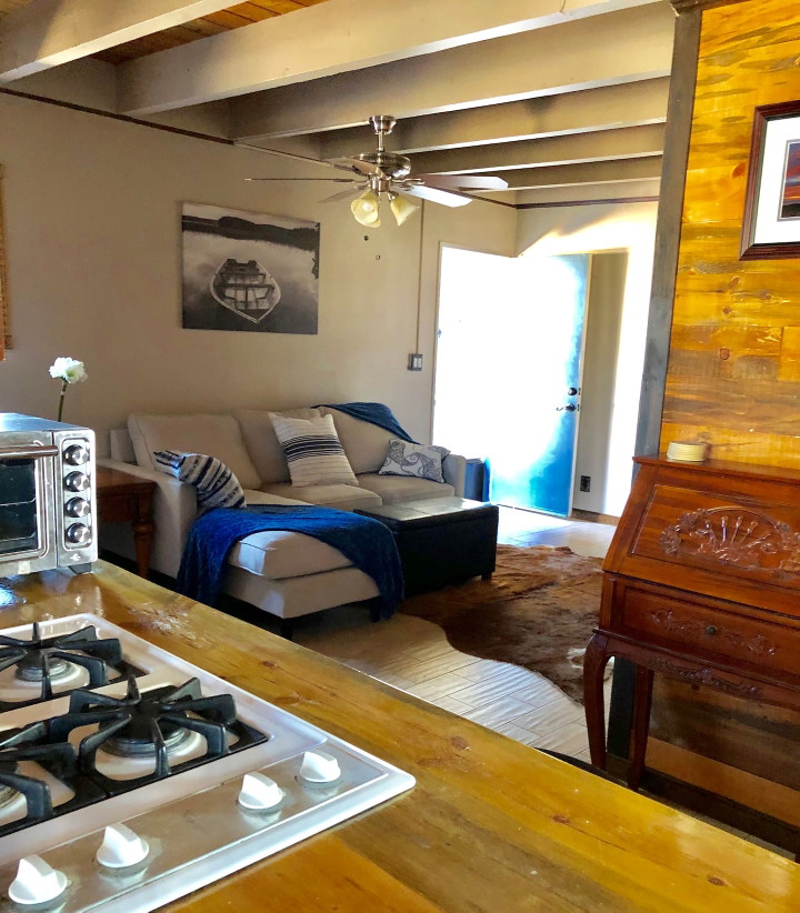 Southern Ca. Studio Apartment - Costa Mesa, CA