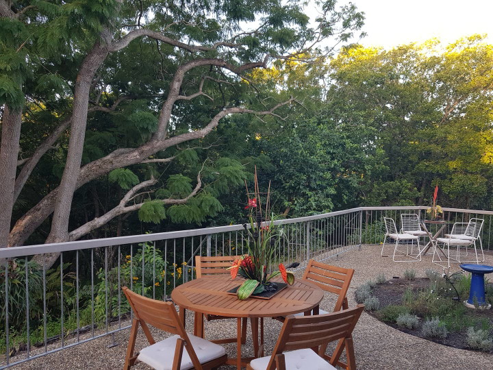 Spacious 3br Family Home | Walk To Lakes - Caboolture