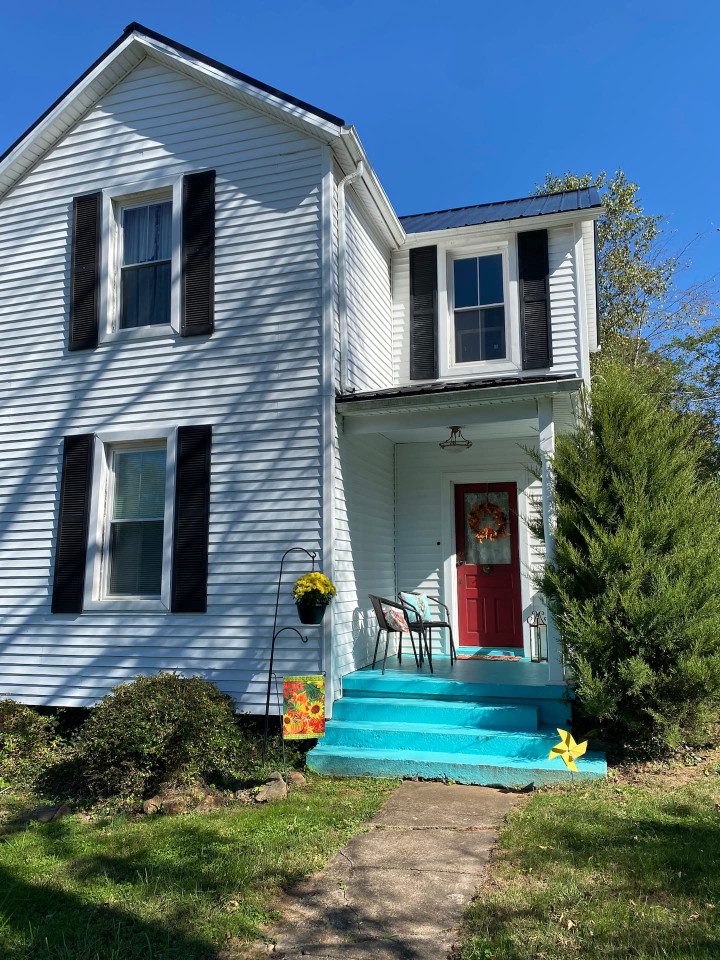 Peaks Street Charmer - Bedford, VA