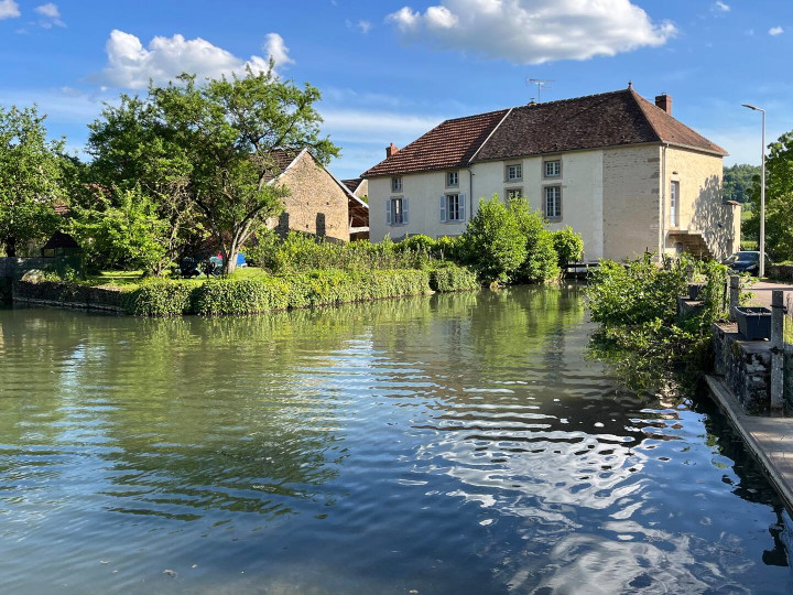 Gîte, 4 Personnes, Le Moulin Des Cygnes. - Bourgogne-Franche-Comté