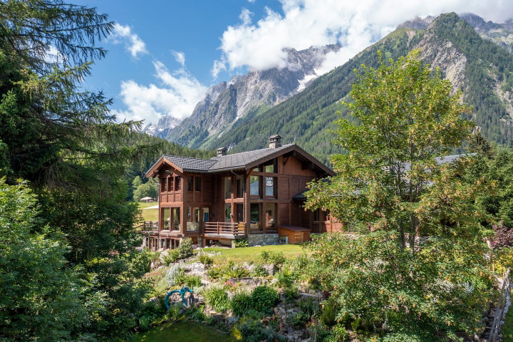 Chalet Cinq Moutons
Luxury Hideaway, Stunning View - Canton du Valais