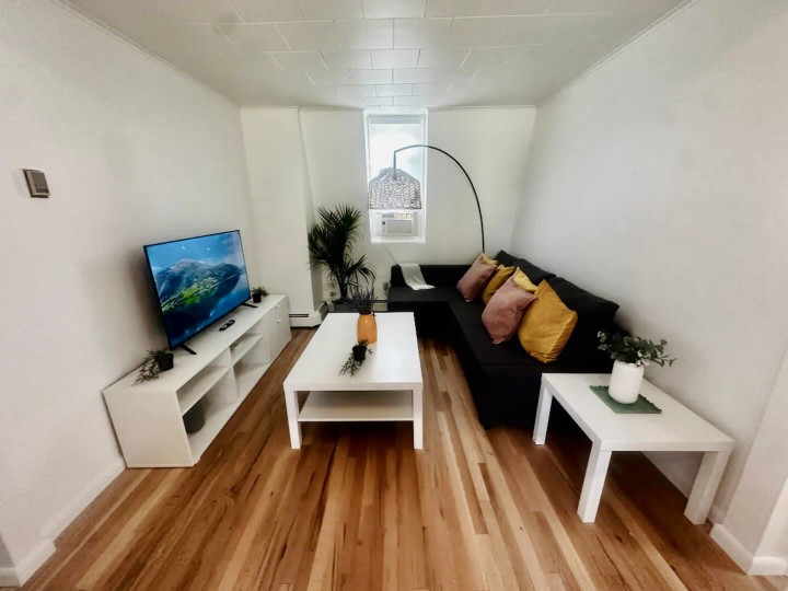 Village Square Loft - Nyack, NY
