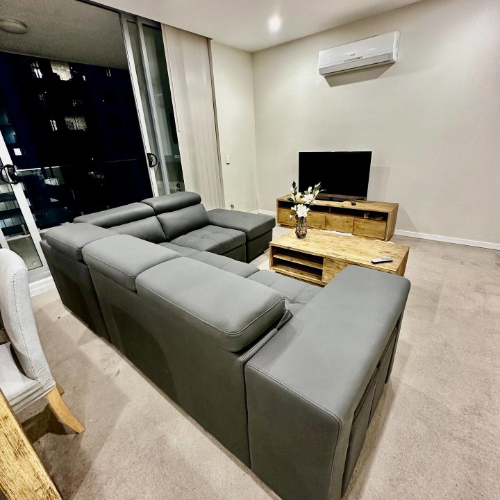 Spacious Central 2bd Apartment - Wollongong