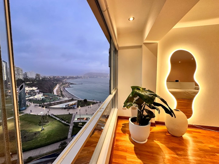 Splendid Apartament Style Frente Al Mar Y Larcomar - Peru