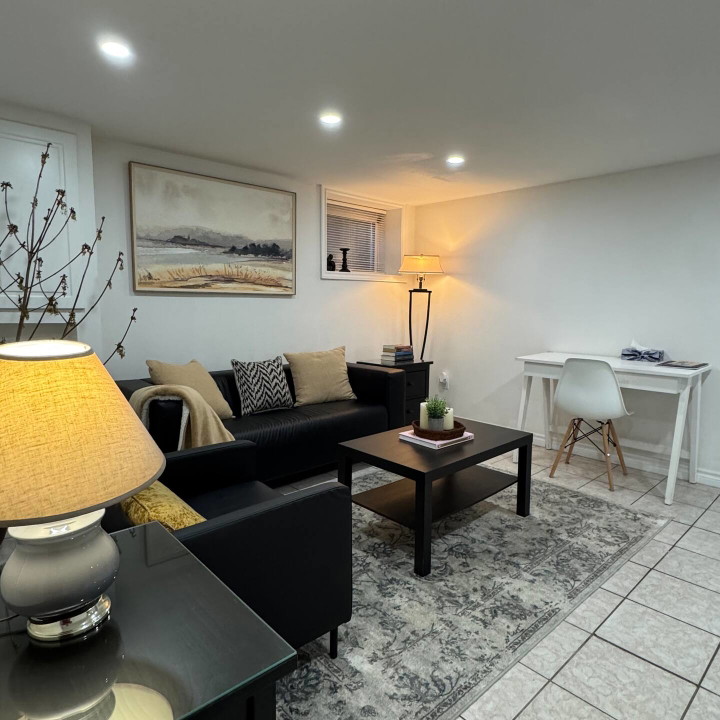 Modern Private 2-br Guest Suite L Lower Level-wifi - Guelph