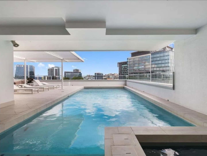 Modern City Pad  1-min To Showgrounds - Brisbane